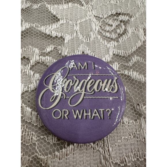 Hallmark | Accessories | Vintage Hallmark Greeting Cards Pin Button Am ...